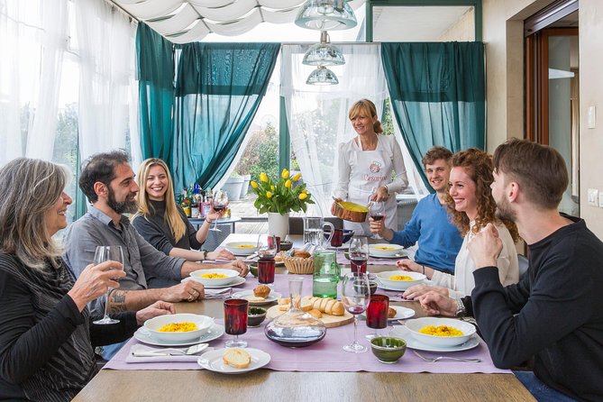 Dining Experience at a local's Home in Desenzano del Garda with Show Cooking - Practical Details and Tips for Travelers