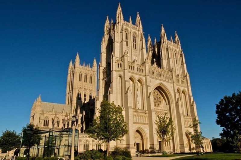 Discover D.C.'s Hidden Gems on a Private "Tour of Contrasts" - What Makes This Tour Stand Out