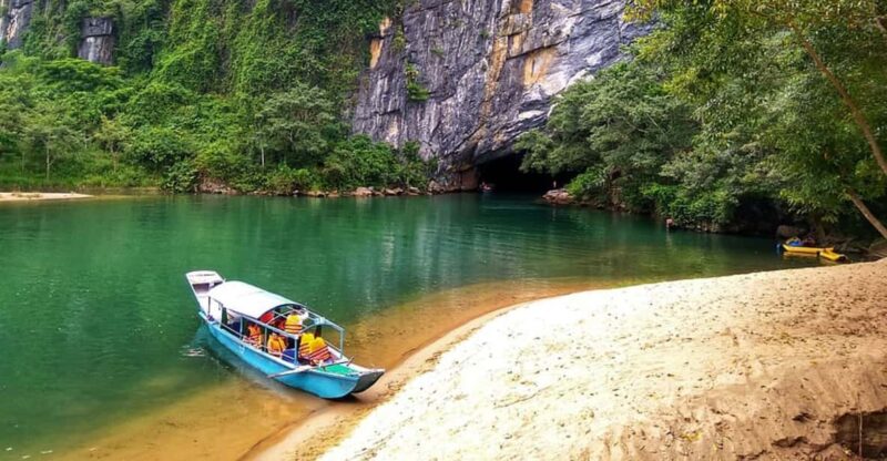 Discovery of amazing Dark cave and Phong Nha cave - The Itinerary: From Pickup to Return