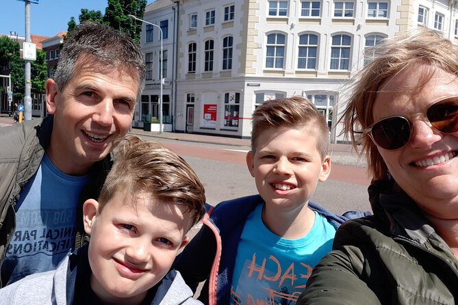 e-Scavenger hunt Heerenveen: Explore the city at your own pace - What Makes This Tour Stand Out?