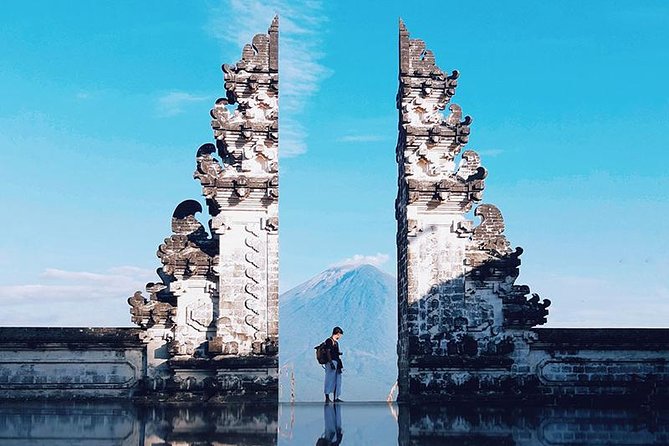 East Bali Tour: Lempuyang Temple - Gate of Heaven, Tirta Gangga, Virgin Beach - Tirta Gangga Water Garden: A Serene Reflection of Royalty