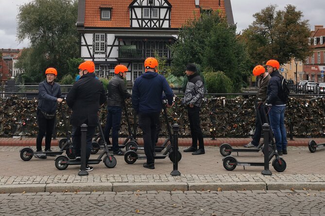 Electric Scooter Tour: Full Tour (Old Town + Shipyard) - 3-Hour - Why Consider This Gdansk Electric Scooter Tour?