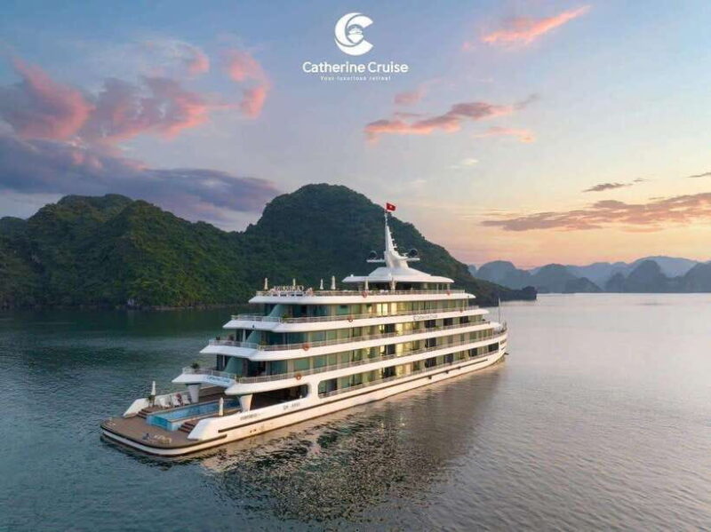 From Hanoi: Ha Long Bay and Lan Ha Bay 3 days 2 nights - An In-Depth Look at the Ha Long & Lan Ha Bay 3-Day Tour