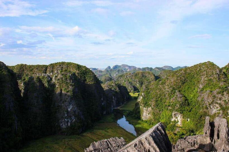 From Hanoi: Hoa Lu, Bai Dinh, Trang An, Tam Coc and Mua Cave - Transportation and Organization