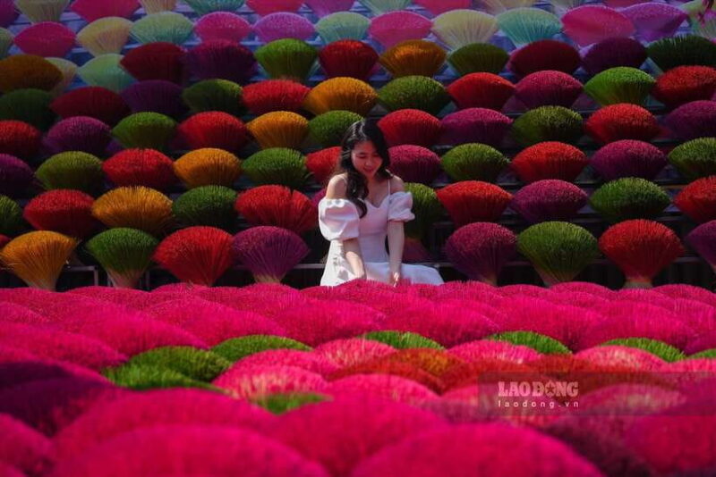 From Hanoi: Incense Village & Train Street Small Group Tour - Transportation, Group Size, and Cost