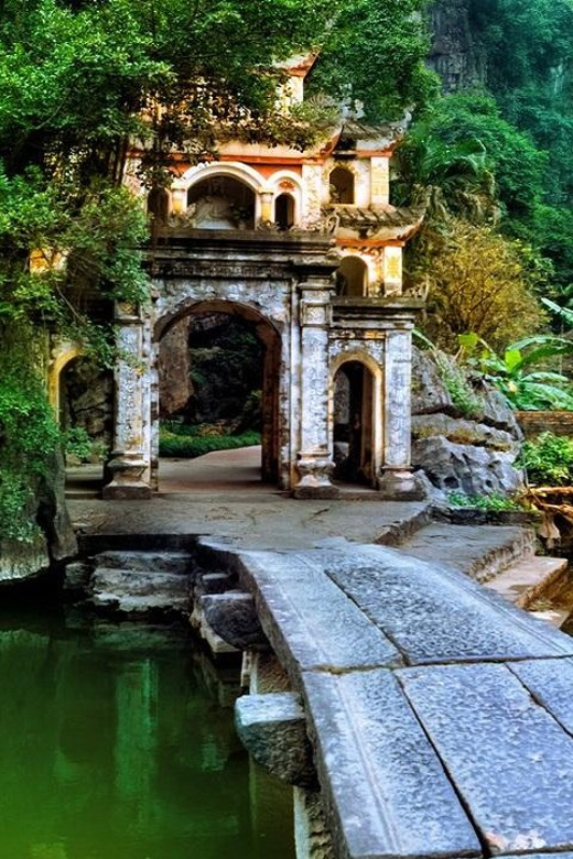 From Hanoi: Ninh Binh 2D1N Hoa Lu Bai Dinh Trang An Hang Mua - Exploring Ninh Binh: What the Tour Offers