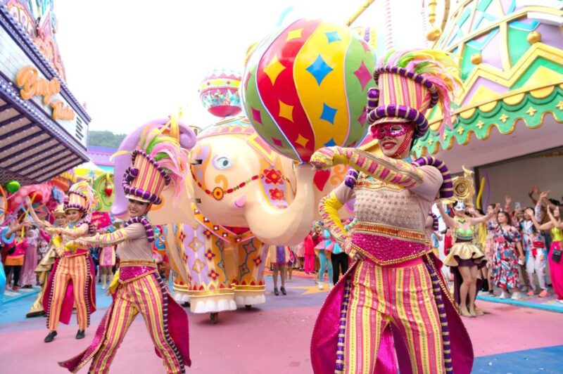 From Khao Lak: Carnival Magic Phuket Ticket with Transfer - The Itinerary: What You Can Expect