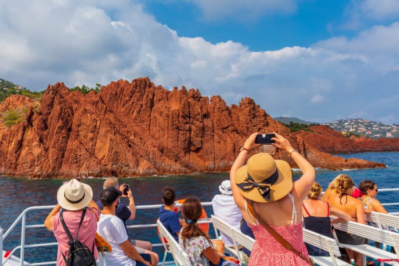 From Mandelieu: Corniche d'Or Sightseeing Cruise with Guide - What the Reviews Say