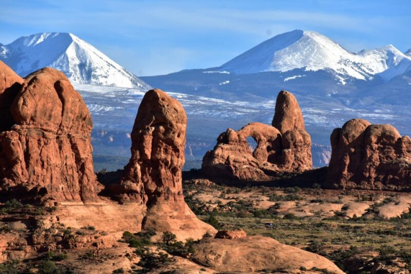 From Moab: Half-Day Arches National Park 4x4 Driving Tour - Traversing Unique Trails and Formations