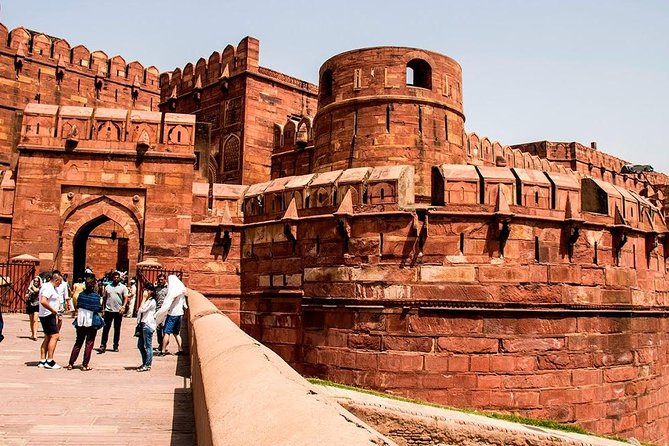 Full-Day Agra Tour with Taj Mahal From Mumbai By Air - Who Should Consider This Tour?