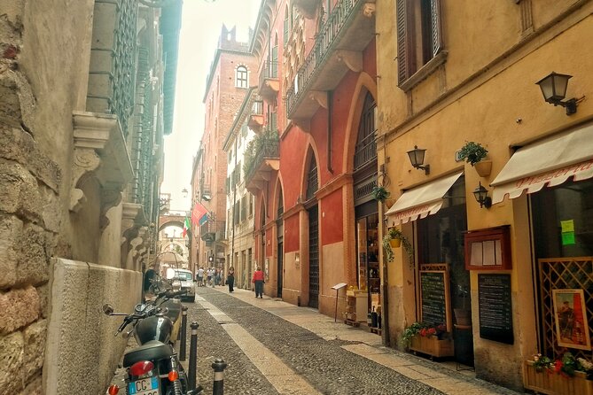 Full Day guided Tour of Verona and Garda Lake - Transitioning to Lake Garda: The Village of Lazise