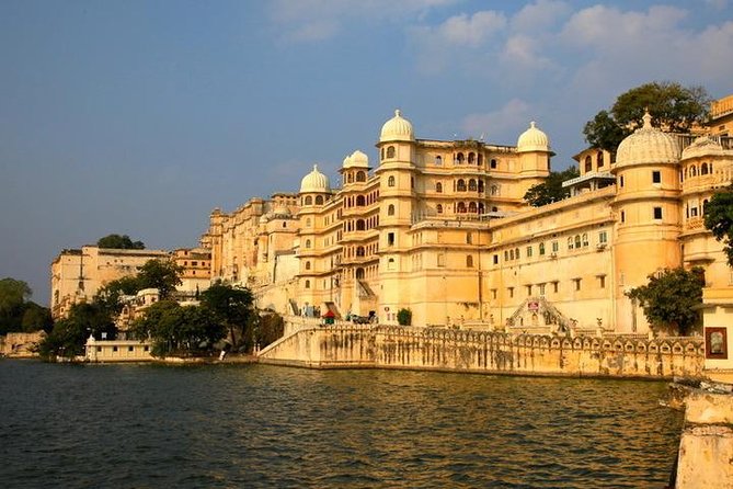 Full-Day Private City Tour of Udaipur Including Boat Ride in Lake Pichola - Practical Details and Value