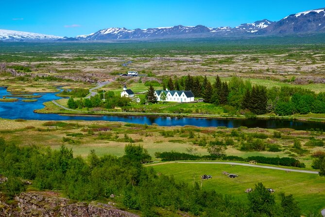 Golden Circle Tour with 4 stops: Small Group from Cruise Terminal - The Geothermal Wonders: Geysir