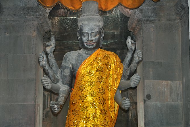 Guided Private A/C vehicle Tour Angkor Wat and Small Circle and Five Extras - Value and Experience
