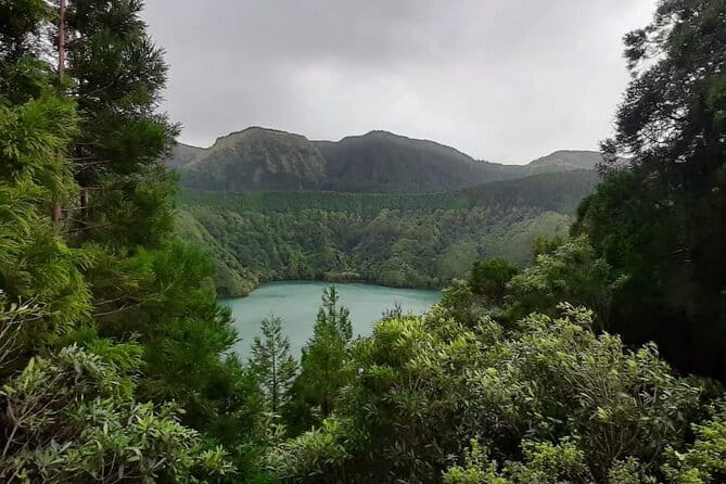 Guided Visit to the Crater and Volcano of Lagoa das Sete Cidades - Transport, Group Size, and Value