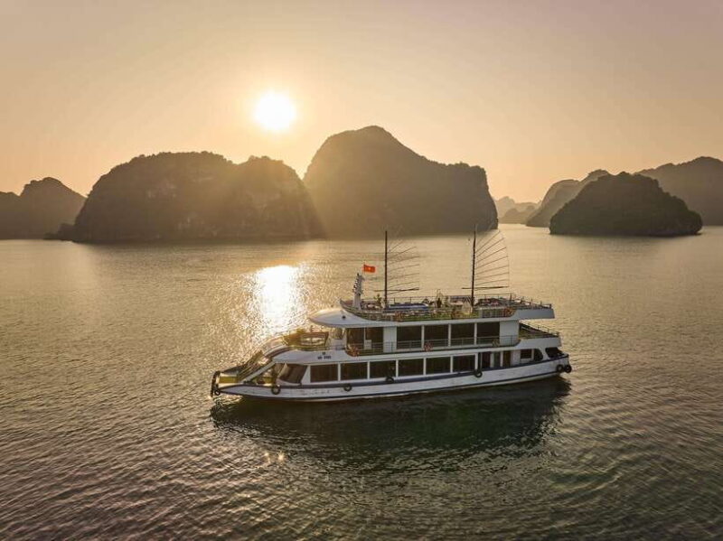 Ha Long & Bai Tu Long bay cruise wt Kayakking & buffet lunch - What Makes This Tour Stand Out