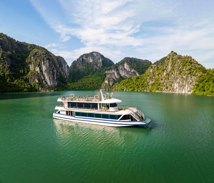 Halong Bay Luxury Cruise with Kayaking & Lunch Buffet - An In-Depth Look at the Experience