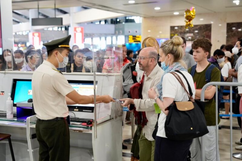 Hanoi Airport: Fast Track International Departure Flight - What Makes This Service Stand Out?