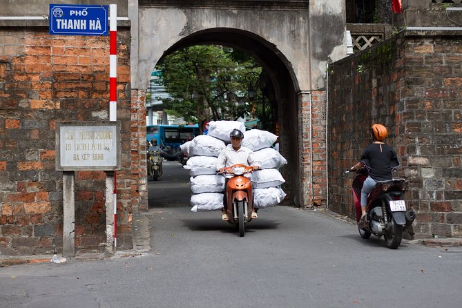 Hanoi by dawn Photo Tour - FAQ