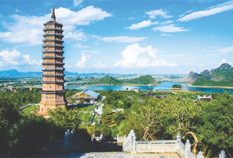 Hanoi: Cycling Tour of Hoa Lu, Trang An with Meals and Guide - Exploring Trang An: UNESCO’s Hidden Gem