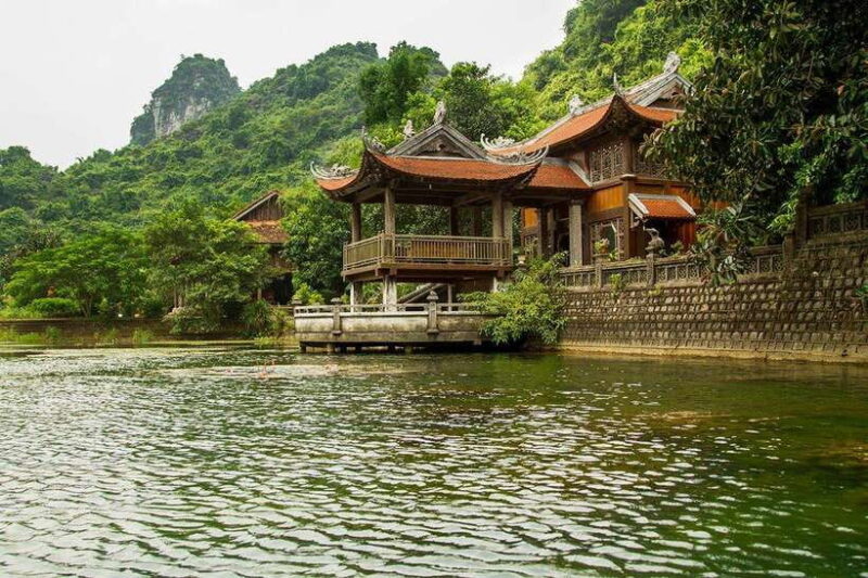 Hanoi: Full-day Exploring Hoa Lu And Trang An Grottoes - Detailed Breakdown of the Itinerary