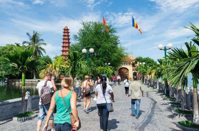 Hanoi Walking Tour: Explore the Culture and Local Life - Visiting Iconic Landmarks: St. Joseph’s Cathedral and the Old Gate