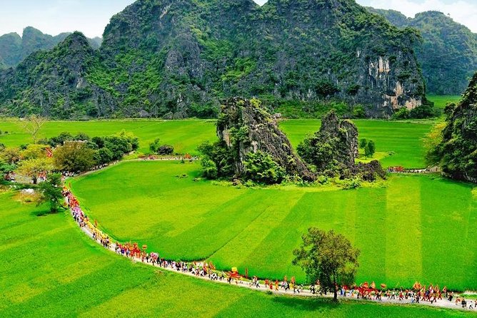 HOA LU -TRANG AN -MUA CAVE Full Day Including Boat Entrance Fees and Lunch - Practical Details and What It Means for You