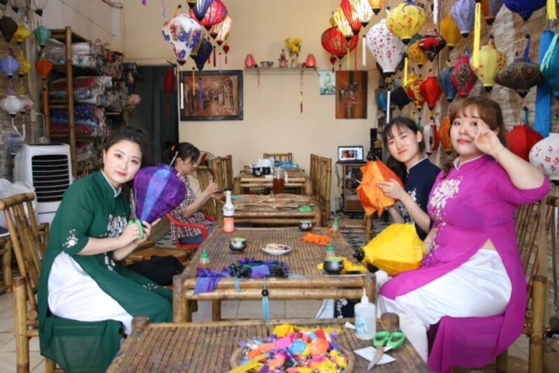 Hoi An: Vietnamese Foldable Lantern Making Class - A Closer Look at the Lantern-Making Experience