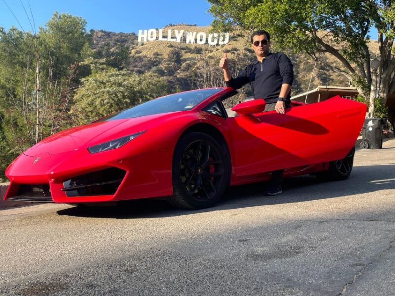 Hollywood Sign 50 Min Lamborghini tour (drive or be driven) - An Entertaining and Authentic Hollywood Experience