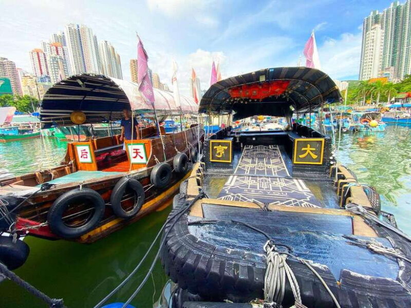 Hong Kong: Aberdeen Private Sampan Cruise w/Noodles Lunch - A Deep Dive into the Experience