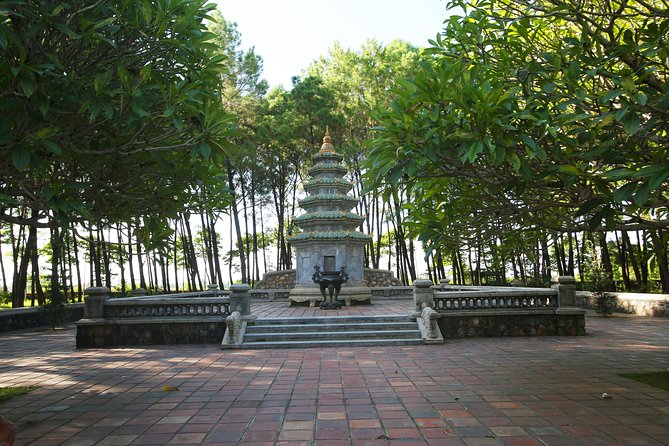Hue City Tour 3 Tomb & Citadel Sightseeing Perfume River By Dragon Boat - Value and Practical Tips