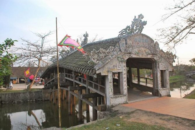 Hue Cycling Tour To Thanh Toan Bridge - The Experience in Practice