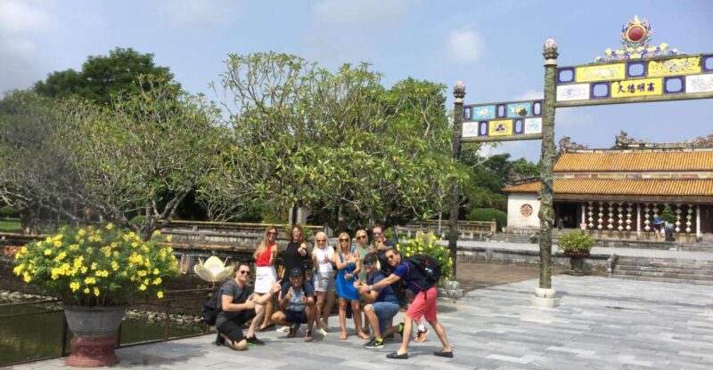 Hue Private City Tour: Thien Mu Pagoda, Dragon Boat & Crafts - Visiting the Royal Tombs