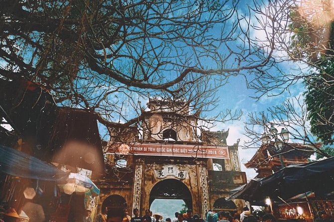Huong Pagoda 1 Day Daily Tour - Visiting the Pagoda Complex and Festival