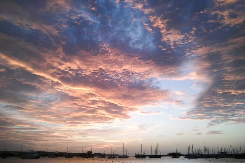 Ibiza: Beaches and Caves Instagram Boat Tour - Itinerary Breakdown
