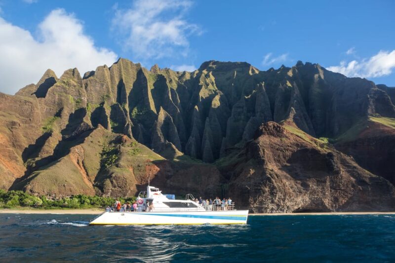 Kauai: Napali Sunset Dinner Cruise - The Itinerary and What You Can Expect