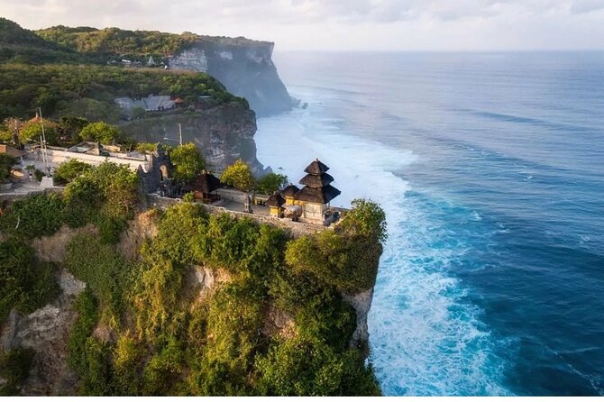 Kecak Fire Dance and Uluwatu Temple Private Half Day Tour - Authenticity and the Personal Touch