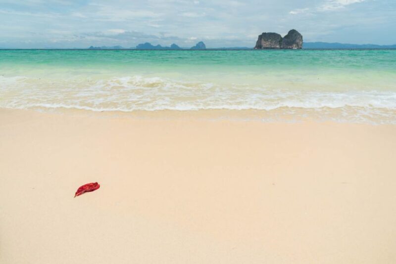 Ko Lanta: 4 Islands Snorkeling Tour by Longtail Boat - Transportation, Timing, and Group Dynamics