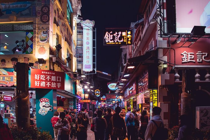 Kowloon Night Street Food Tour with a Local: Private & Customized - Does It Provide Good Value?