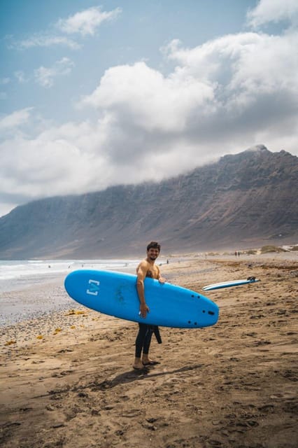 Lanzarote: Private Surf Class in Famara Beach - The Water Experience: Personalized Support and Real-Time Feedback