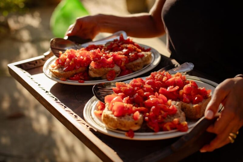 Lecce: Golden Vine Escape - Sunset Picnic & Wine Tasting - The Value of the Experience