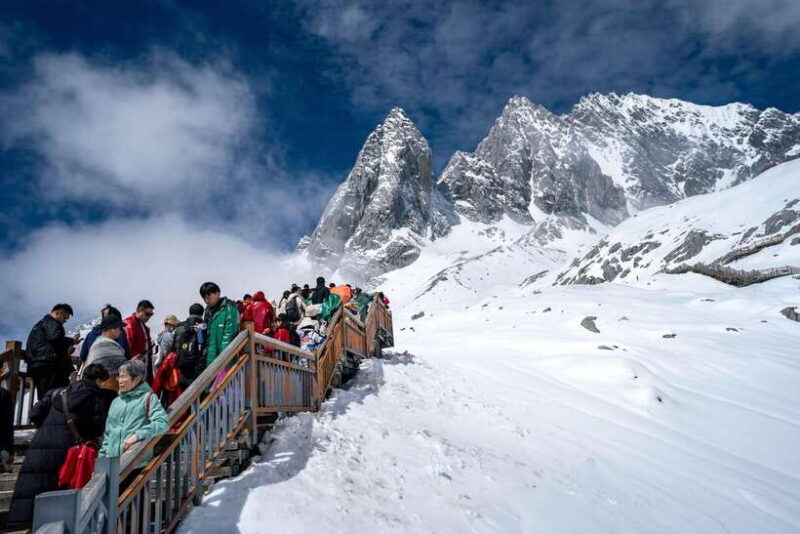 Lijiang: Jade Dragon Snow Mountain Guided Tour with Pickup - The Practicalities: What’s Included and What to Consider