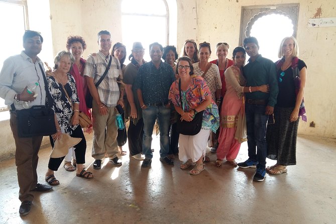 Local Sightseeing - Udaipur ," Travel With Chinmay ". - Needed for a Great Experience