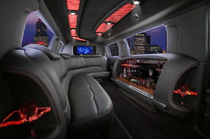 Los Angeles: Private Sightseeing Tour in a Limousine - 4hrs - What to Expect During Your LA Limousine Tour