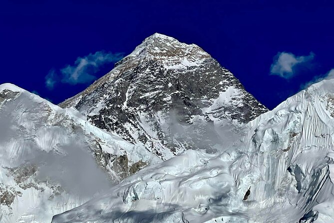 Luxury Everest Base Camp Trek - 11 Days - Day 4: Rest and acclimatize in Namche Bazaar