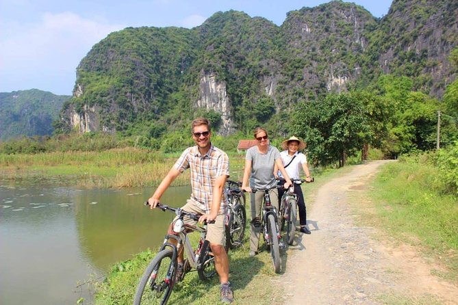 Luxury Ninh Binh Trang An Hoa Lu, Thai Vi temple, Bike, boat - Who Should Consider This Tour?