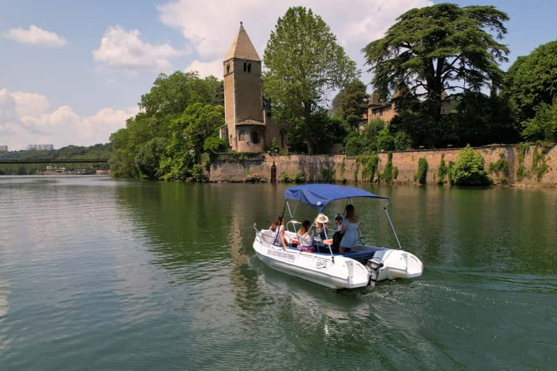 Lyon: from Confluence to Barbe Island in electric boat - The Itinerary Breakdown