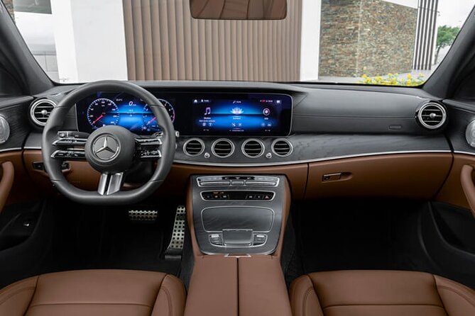 Milan City Departure by Private Sedan to Milan Malpensa MXP - What the Experience Looks Like