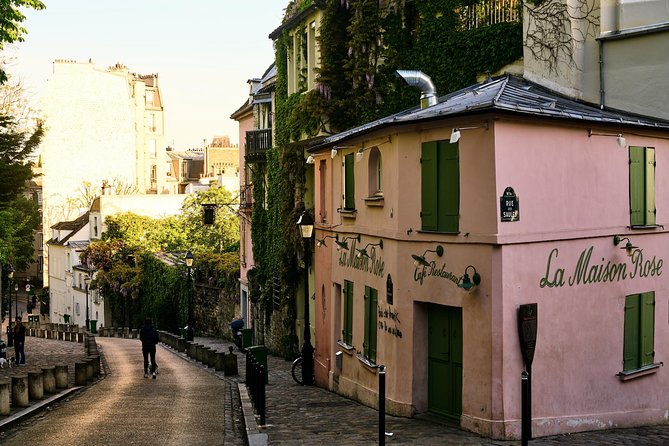 Montmartres heritage with specialties tasting Private Tour - FAQ