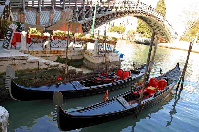 Morning City Walking and Gondola Ride Tour in Venice - Why This Tour Offers Great Value